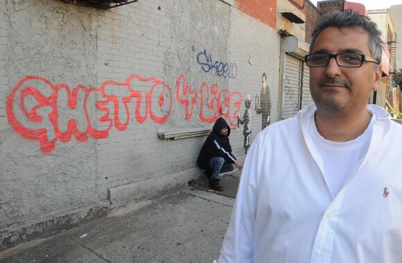 Iconic Banksy ‘Ghetto 4 Life’ mural removed from the Bronx, headed to ...