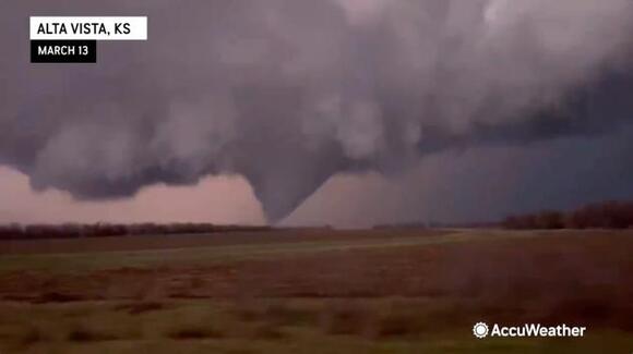Twisters, baseball-sized hail hammer the Plains, and more severe ...
