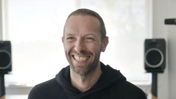 Coldplay Frontman Confesses Creepy Dedication to ‘90s Band - NewsBreak