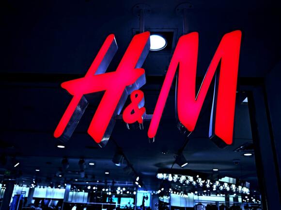 H&M confirms 160 more store closures in 2026 after shutting 163 last ...