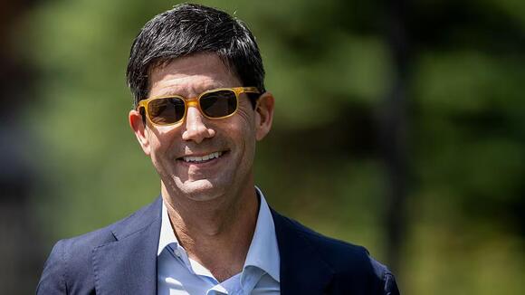 Bitcoin Falls Below $70,000 as Trump's Fed Chair Pick Kevin Warsh ...