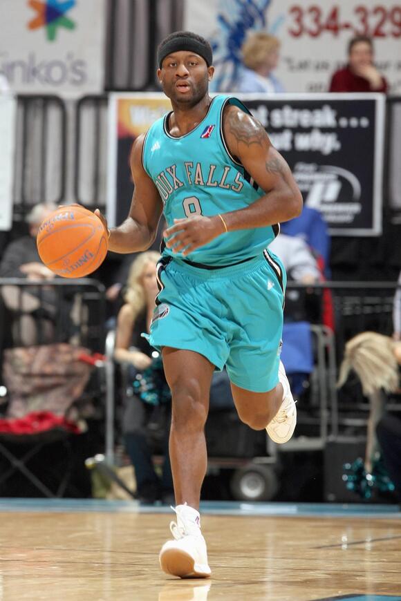 NYC streetball legend Corey ‘Homicide’ Williams dead at 46 - NewsBreak