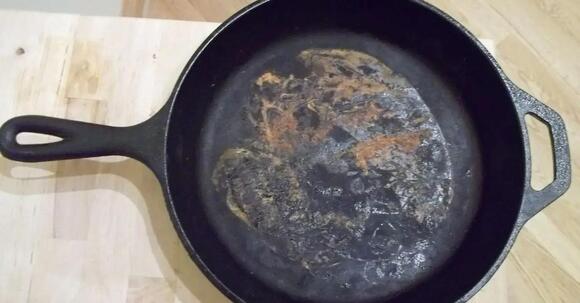 From Rust to Ready: Make Your Cast-Iron Pan Like New - NewsBreak