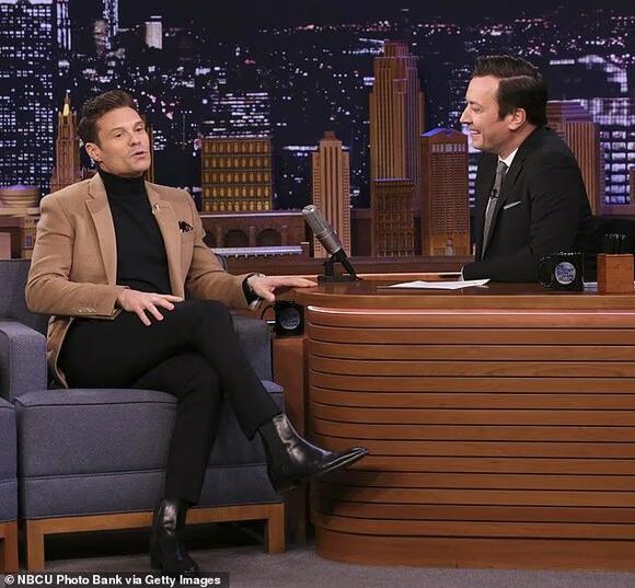 Ryan Seacrest's gaunt face concerns fans as he congratulates Wheel Of ...