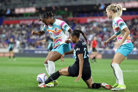 Gotham FC opens championship defense to large, dignitary-filled crowd ...