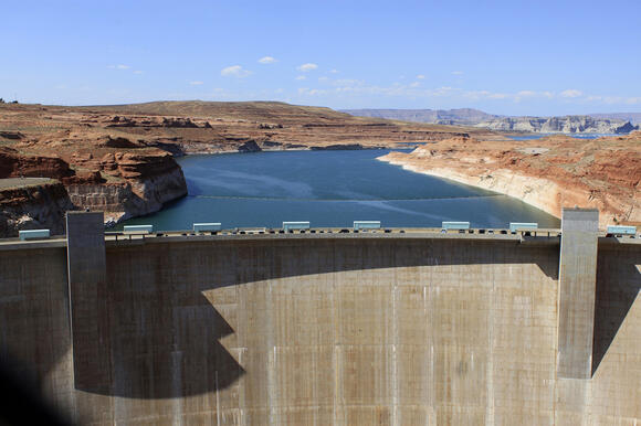 ‘It’s devastating’: Drawdown at Flaming Gorge hits local recreation ...