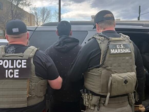 Proposed ballot measure would require CO law enforcement to cooperate ...