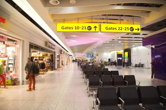 10 airport secrets to know before traveling this summer - NewsBreak
