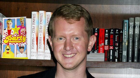 ‘Jeopardy’ Champ Ken Jennings Shuts Down Theory He Purposely Lost Final ...