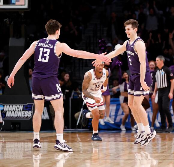 Northwestern survives Florida Atlantic in frenzied March Madness ...
