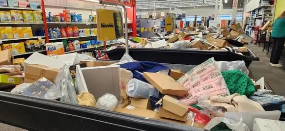 Customer shares photo of shocking sight while shopping at Staples ...