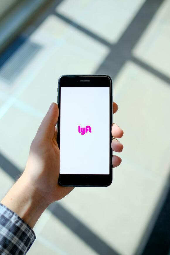 California-based Lyft Unveils New Rider Verification Tool, Restaurant ...