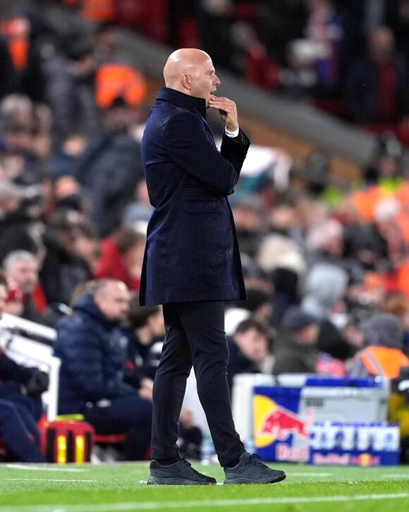 Liverpool make Arne Slot sack decision after Carabao Cup exit - NewsBreak