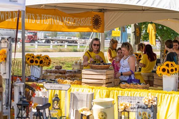 Summer Fun in Full Bloom: Blake's Orchard & Cider Mill in Armada, MI ...
