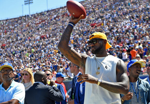Truth Behind LeBron James’ High School Football Career — Could He Have ...