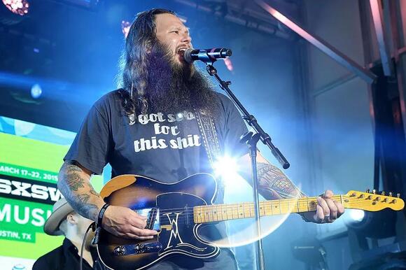 Billy Strings Chooses Ionia for His Next Michigan Shows - NewsBreak