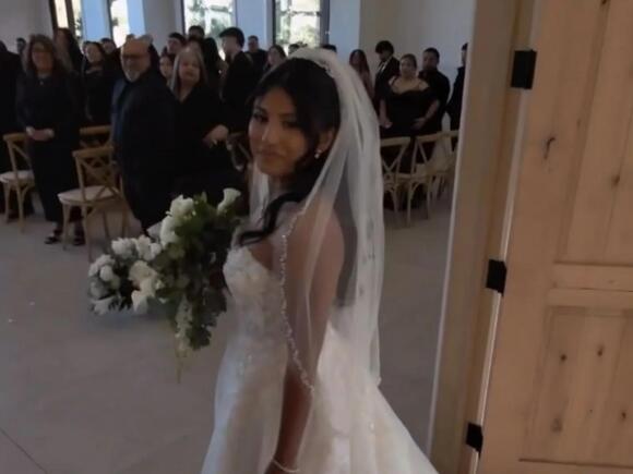 Dad Records Daughter’s Wedding Aisle Walk With Meta Glasses And ...