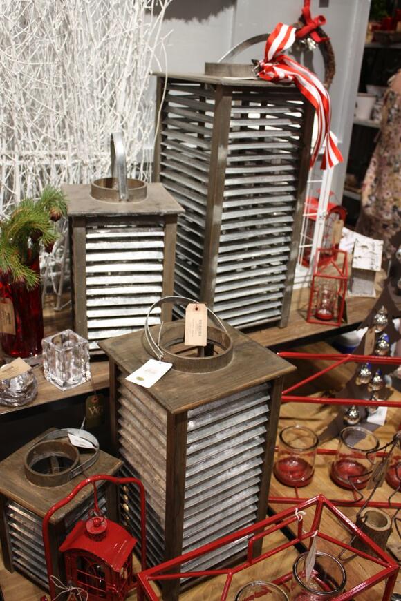 25 Rustic Farmhouse Decor Ideas for 2026 That Replace Flat Modern Rooms ...
