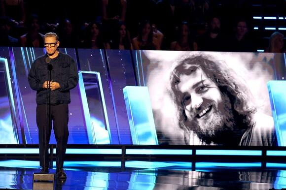 Bryan Adams Sings Joe Cocker’s Praises at Rock Hall of Fame Induction ...