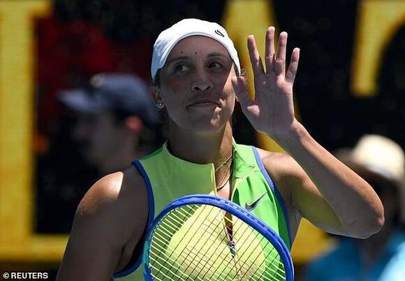 Fans lose their minds over star who made her Australian Open debut with ...