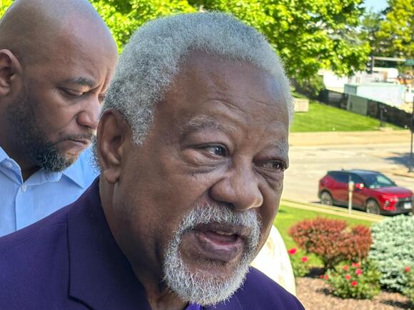 Judge denies new motions as Grayson makes rare in-person court ...
