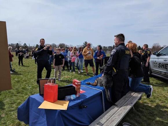 Days after officially retiring, celebrated police dog Dax has died