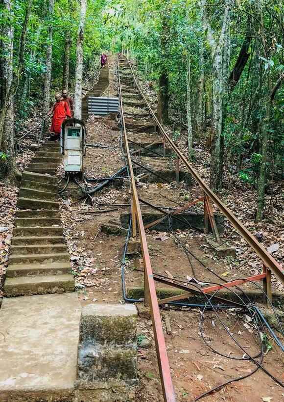 7 Buddhist Monks Dead After Cable Car Overturns at Mountain Monastery - NewsBreak