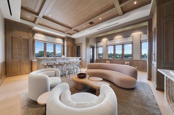 Robbie Williams Buys $40M Florida Mega-Mansion—Complete With Floating ...