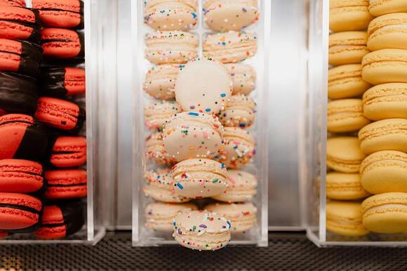 Downtown Sioux Falls Sweet Shop Now Open 7-Days A Week - NewsBreak