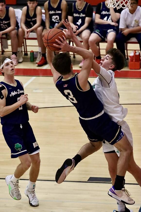 Notre Dame topples #1 seed to advance to final in Class C3 - NewsBreak