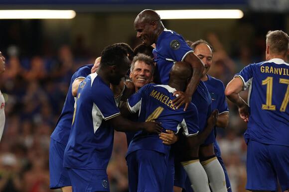 Who is playing for Chelsea Legends vs Liverpool Legends? Confirmed ...