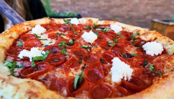 Deep Dish Departure: Lou Malnati’s to Leave Indy - NewsBreak