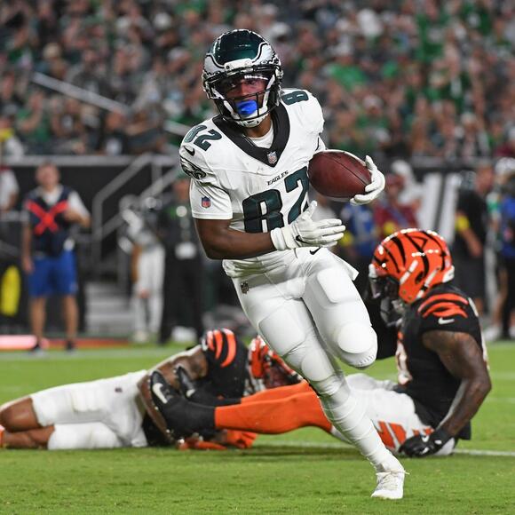 Eagles To Waive WR Ainias Smith - NewsBreak