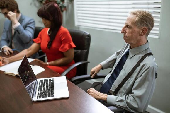 13 Hidden Reasons Why Employers Hesitate to Hire Candidates Over 50 ...