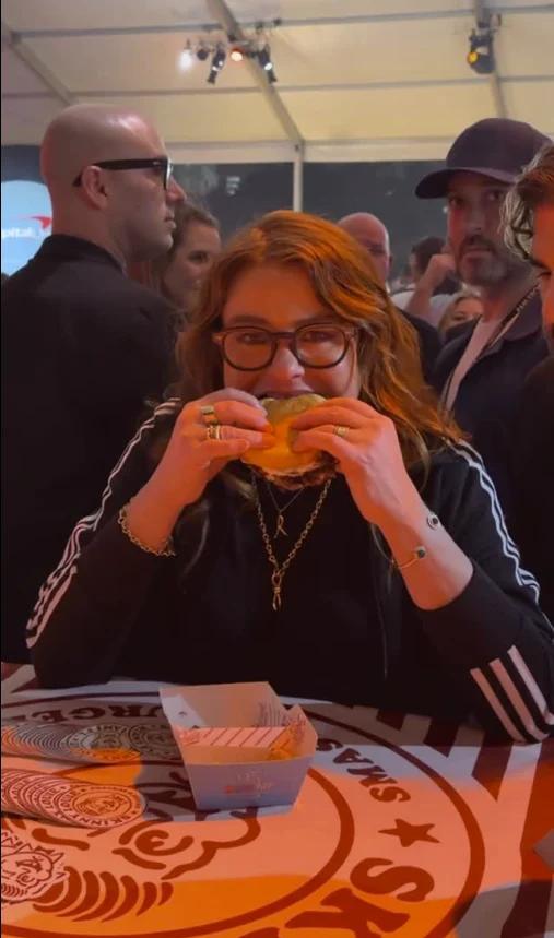 Rachael Ray Turns Heads With Slimmer Look After Drawing Fan Concern ...