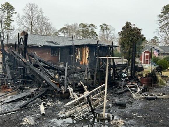 House fire in Virginia Beach displaces 2 people, 2 pets - NewsBreak