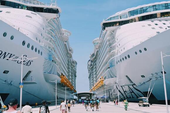 Do cruise prices drop at the last minute? What the data shows - NewsBreak