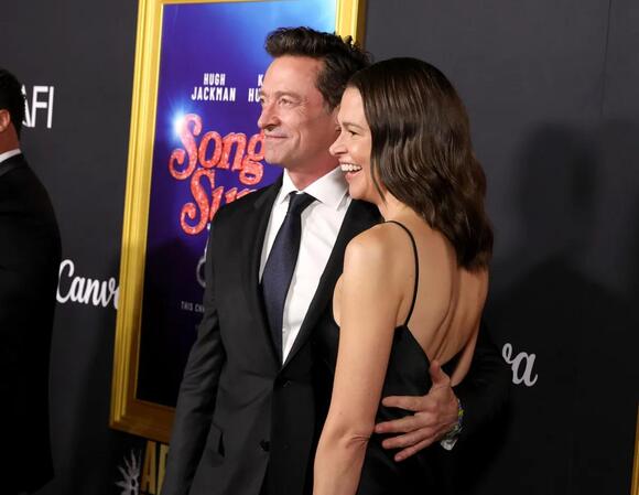 Hugh Jackman Sutton Foster Make Their Red Carpet Debut as a Couple ...