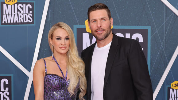 Are American Idol S Carrie Underwood Husband Mike Fisher Still