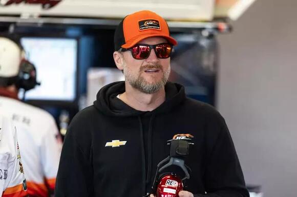 Dale Jr Publicly Turns Down NASCAR Chicago Return in One Word - NewsBreak