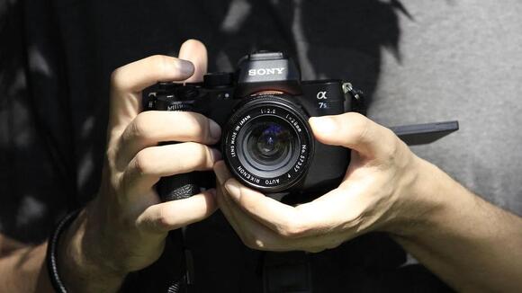 Sony A7C II Hits Lowest Price of 2026 at Best Buy with $400 Discount ...