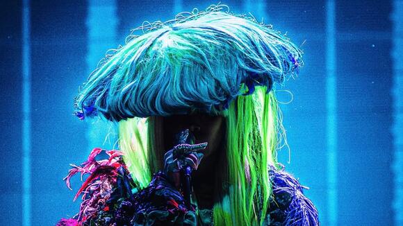 Erykah Badu Pulled Up in the Baller Alert Comments to Settle the Live ...