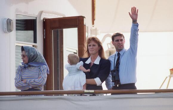 How Queen Elizabeth Left Sarah Ferguson in Tears With Seven Words ...