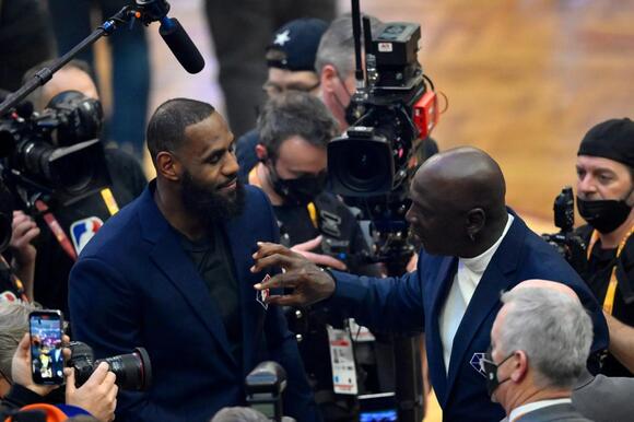 Knicks Icon Rips LeBron James’ GOAT Case, Argues Lakers Star ‘Joined ...