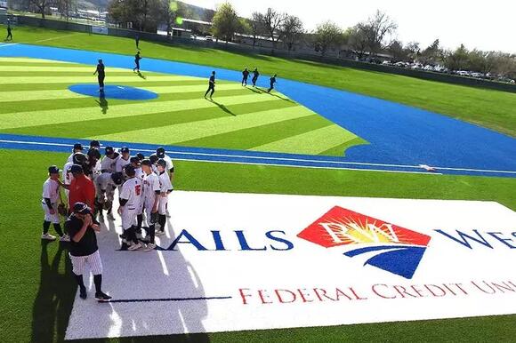 Highland steals Poky’s thunder at ‘Rails West Field’ grand opening ...