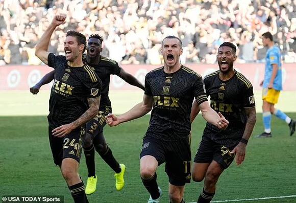 LAFC strikes record-breaking $100m naming rights deal with banking ...