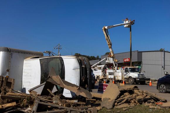 Hurricane Helene death toll hits 200 amid search and rescue efforts in ...