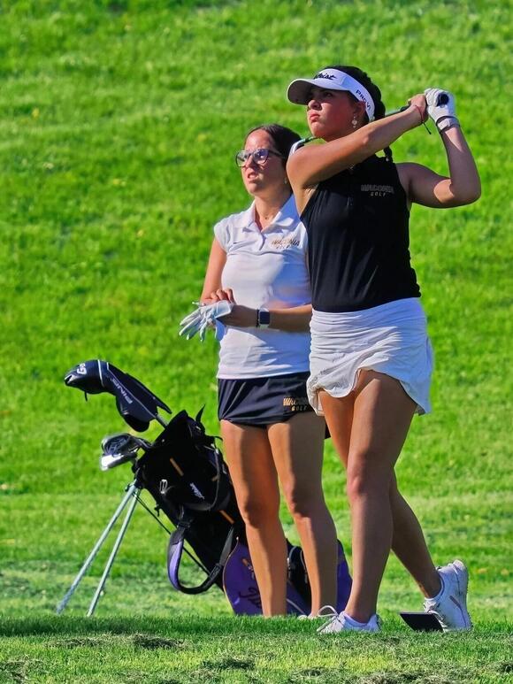 Wildcats qualify for day two, Johnson heads to state - NewsBreak