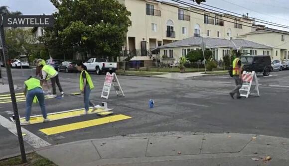 Vandalism Case Dropped Against Guerrilla Crosswalk Painter Jonathan ...