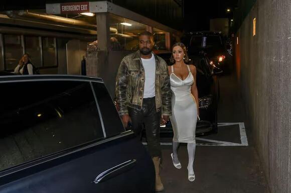 Kanye West and Bianca Censori enjoy date night as she debuts brand new ...
